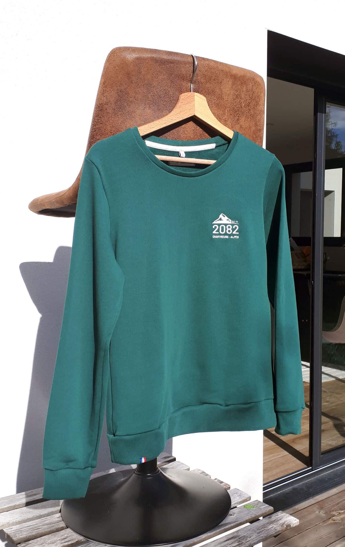 Sweat Chartreuse Femme Made in Savoie – Sapin | La boutique Destination ...